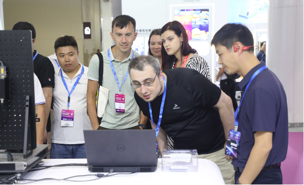 慕藤光Mvotem Optics-智能成像光学系统引领者